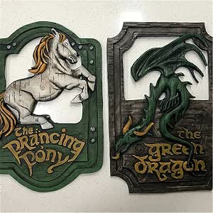 Amazon.com: Lord of The Rings The Prancing Pony and The Green Dragon ...