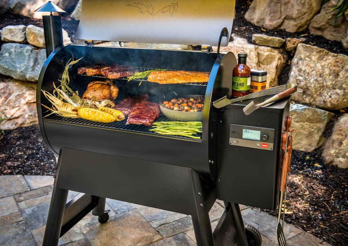 Mua Traeger Grills Pro 780 Electric Wood Pellet Grill and Smoker ...