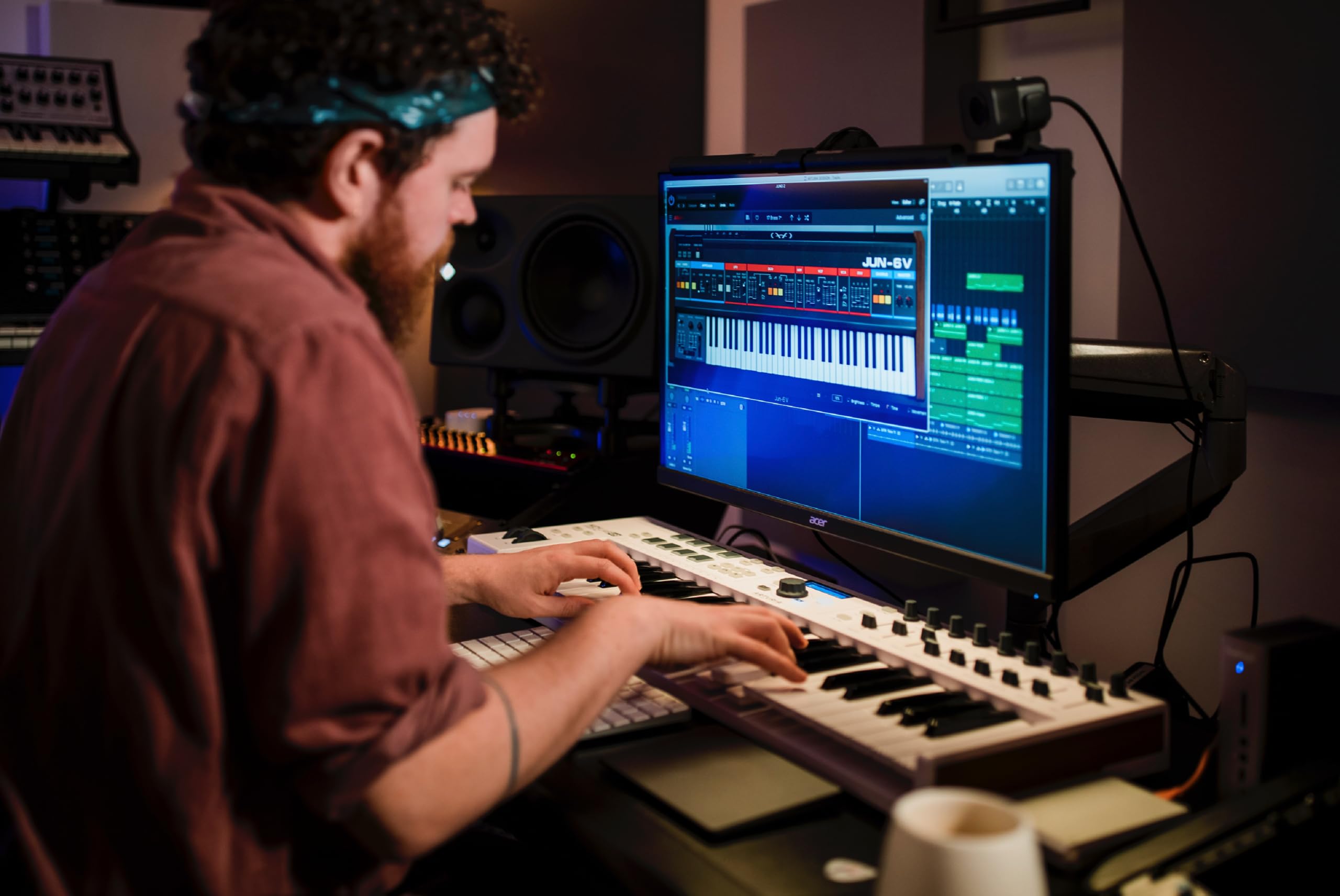 Mua Arturia KeyLab Essential mk3 — 49 Key USB MIDI Keyboard Controller ...