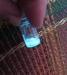 Amazon.com: Glow Worm Yellow/Green Glow-In-The-Dark Powder - 6 oz.