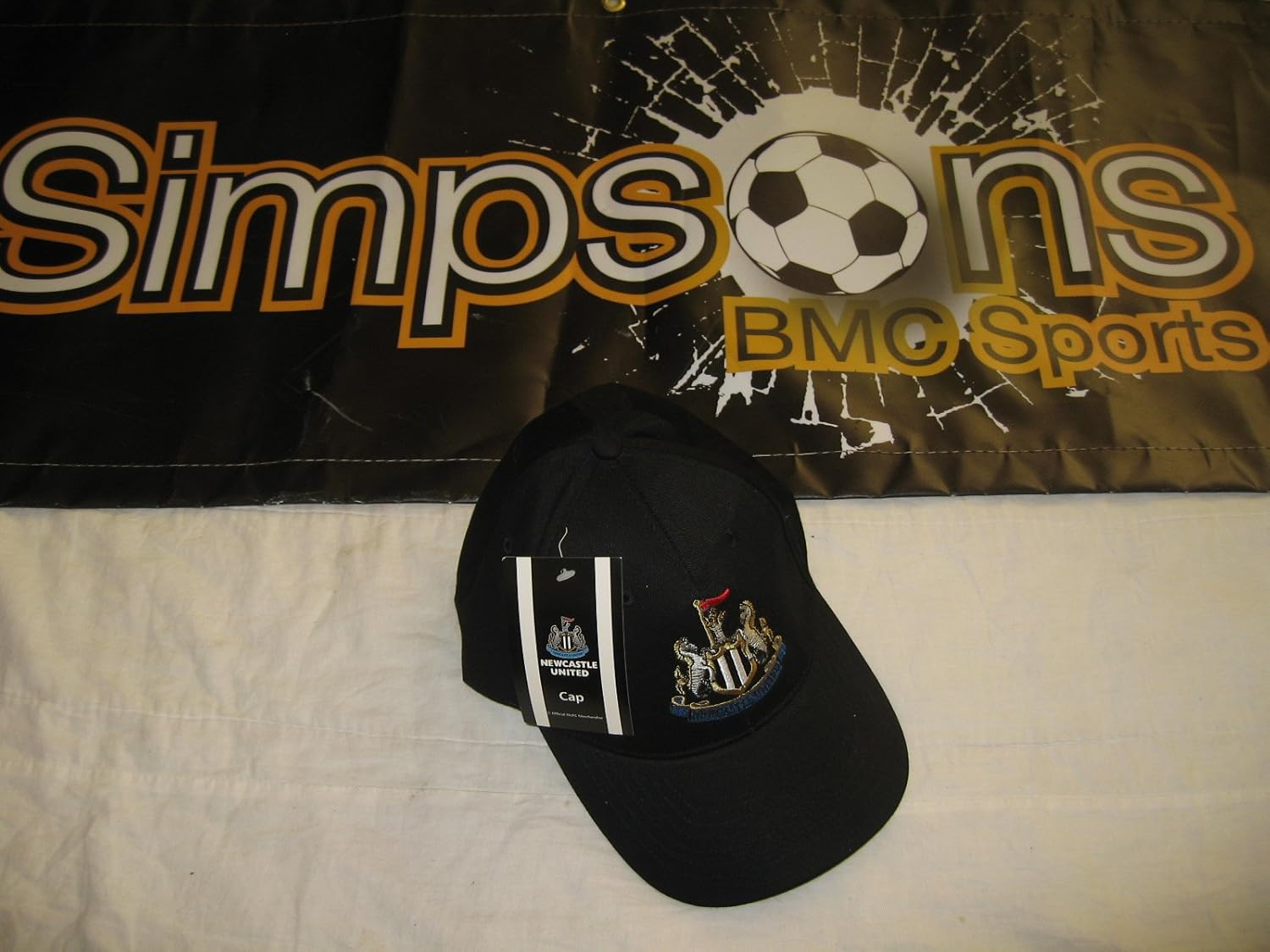 Newcastle Utd Baseball Cap: Amazon.co.uk: Sports & Outdoors