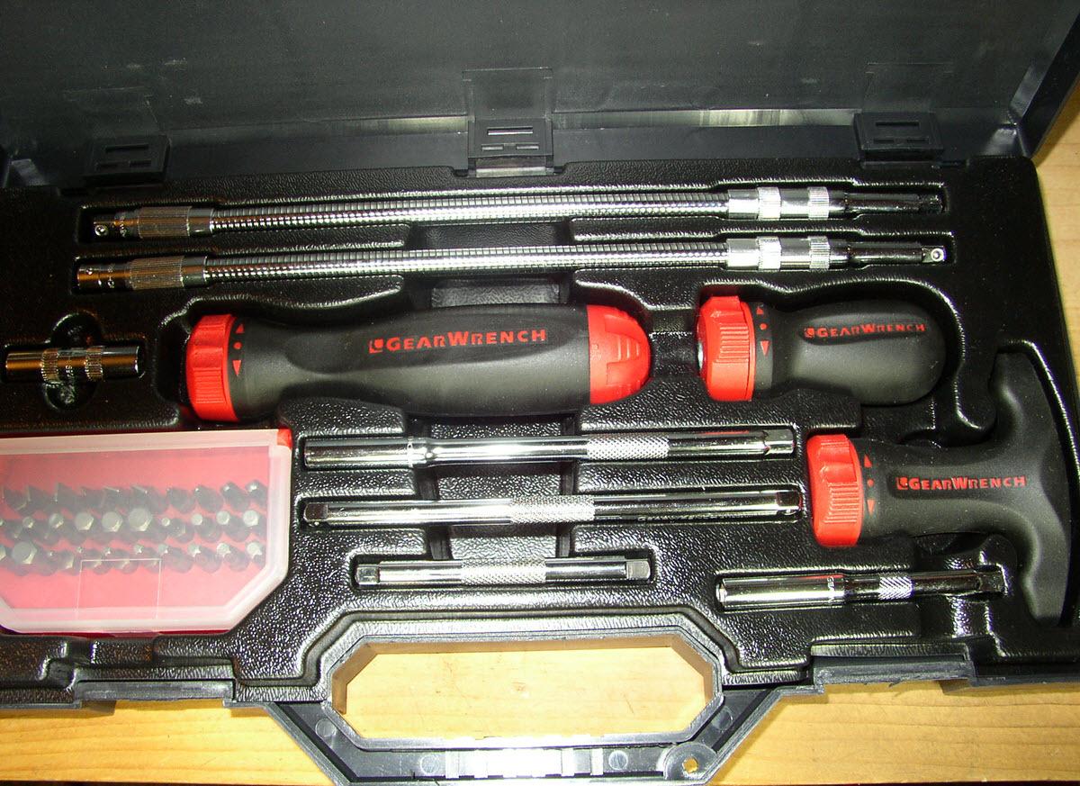$16/mo - Finance GEARWRENCH 26 Pc. GearDriver Ratcheting Screwdriver ...