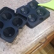 Amazon.com: Diamond-Shaped Ice Cube Trays with Lids (4-Pack): Kitchen ...