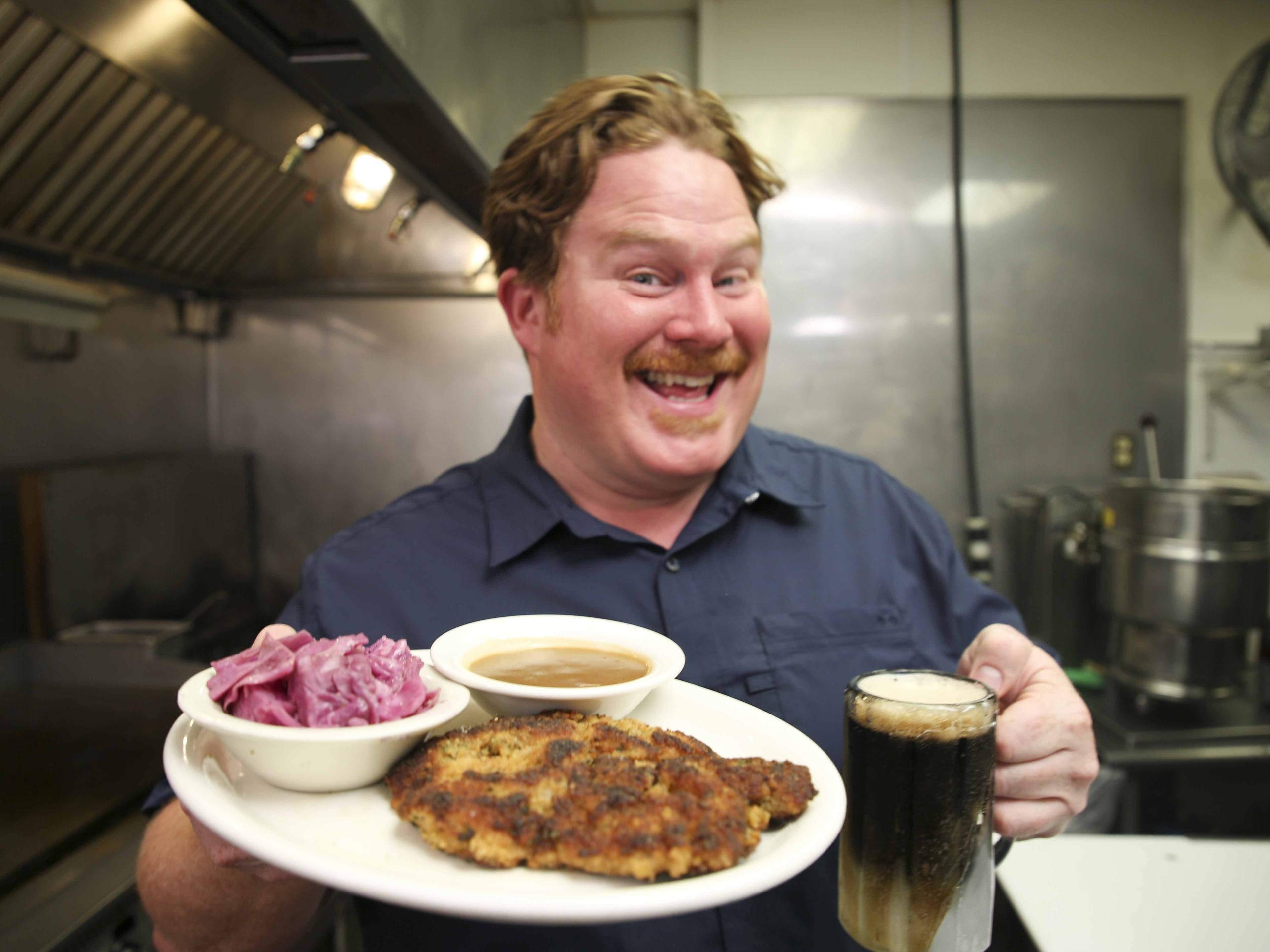 Watch Man v. Food, Season 6 | Prime Video