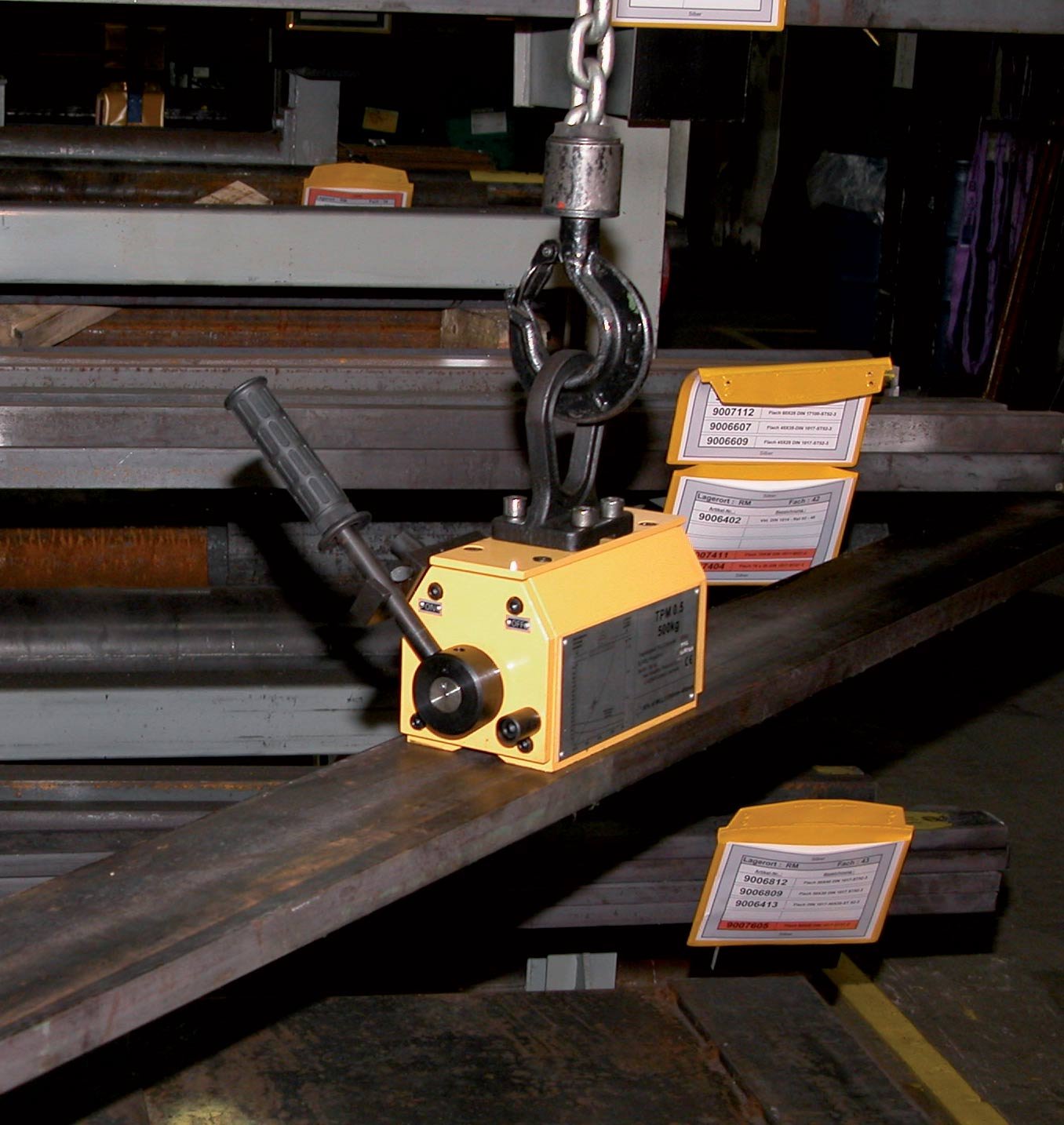 Yale TPM 0.1 Permanent Lifting Magnet, 100 kg Working Load Limit – BigaMart