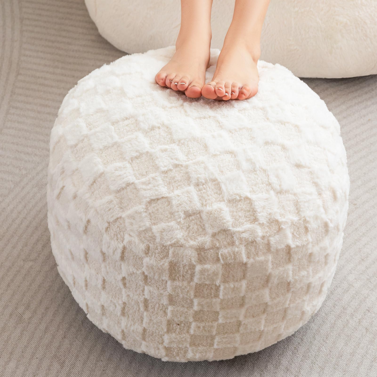HIGOGOGO Round Stuffed Pouf Ottoman, Plaid Poufs with Foam Chunk ...