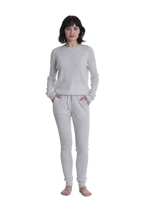 Top 6 Comfy Pants to Wear at Home (Women) - True Relaxations