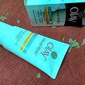 Olay Natural White Light Instant Glowing Fairness Cream, 40g: Amazon.in ...
