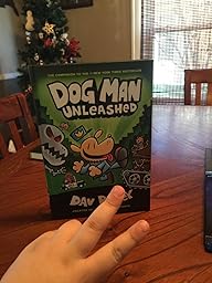 Dog Man Unleashed (Dog Man #2): From the Creator of Captain Underpants ...