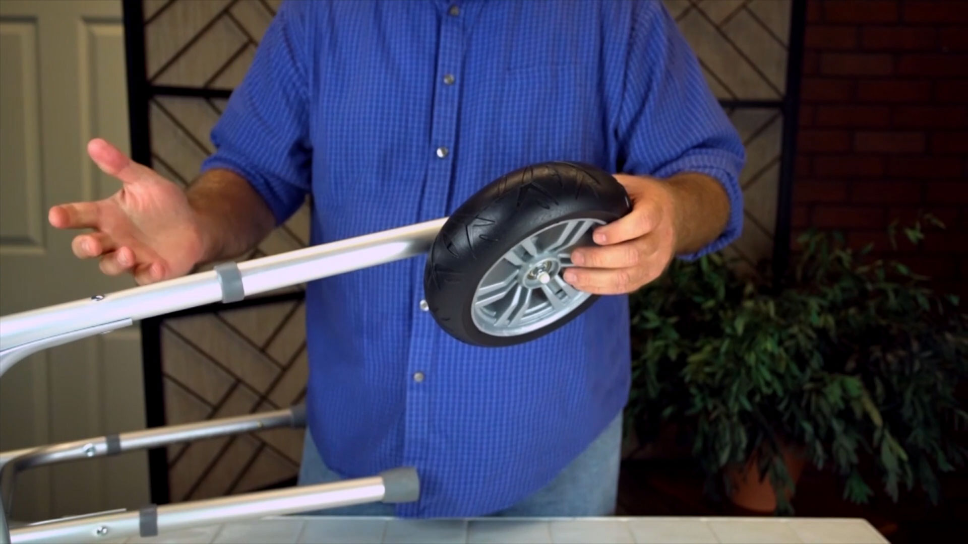 Watch Off-Road Big Wheels Walker Kit Installation Instructions on ...