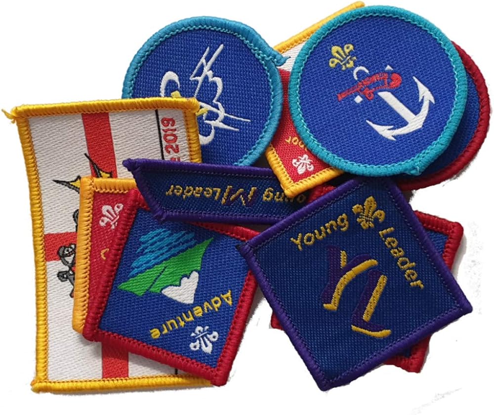 Random 10 pack of Old Scout Badges: Amazon.co.uk: Clothing