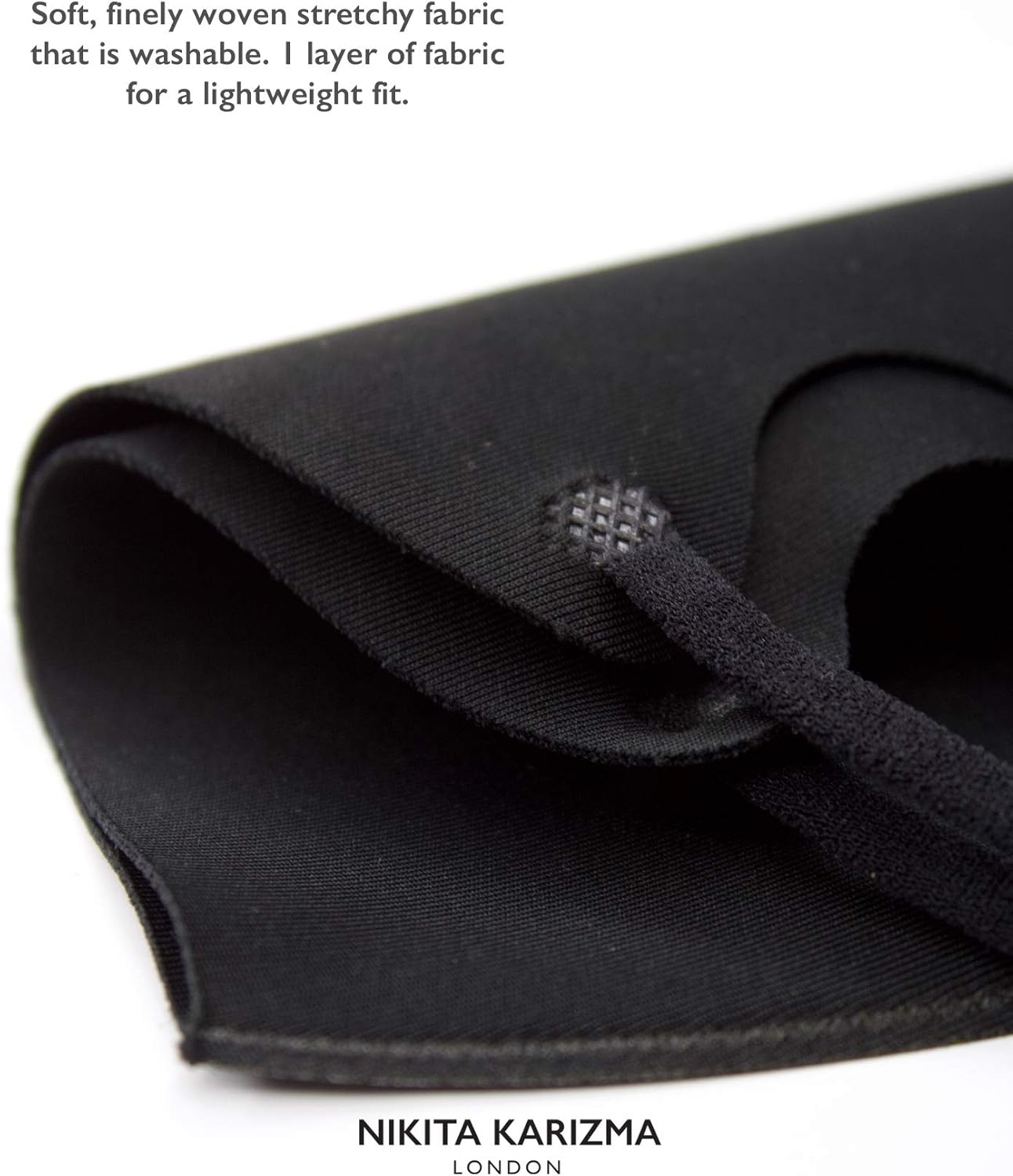 Face Wardrobe in Black by KARIZMA Fabric Face Masks 6 Pieces Black ...