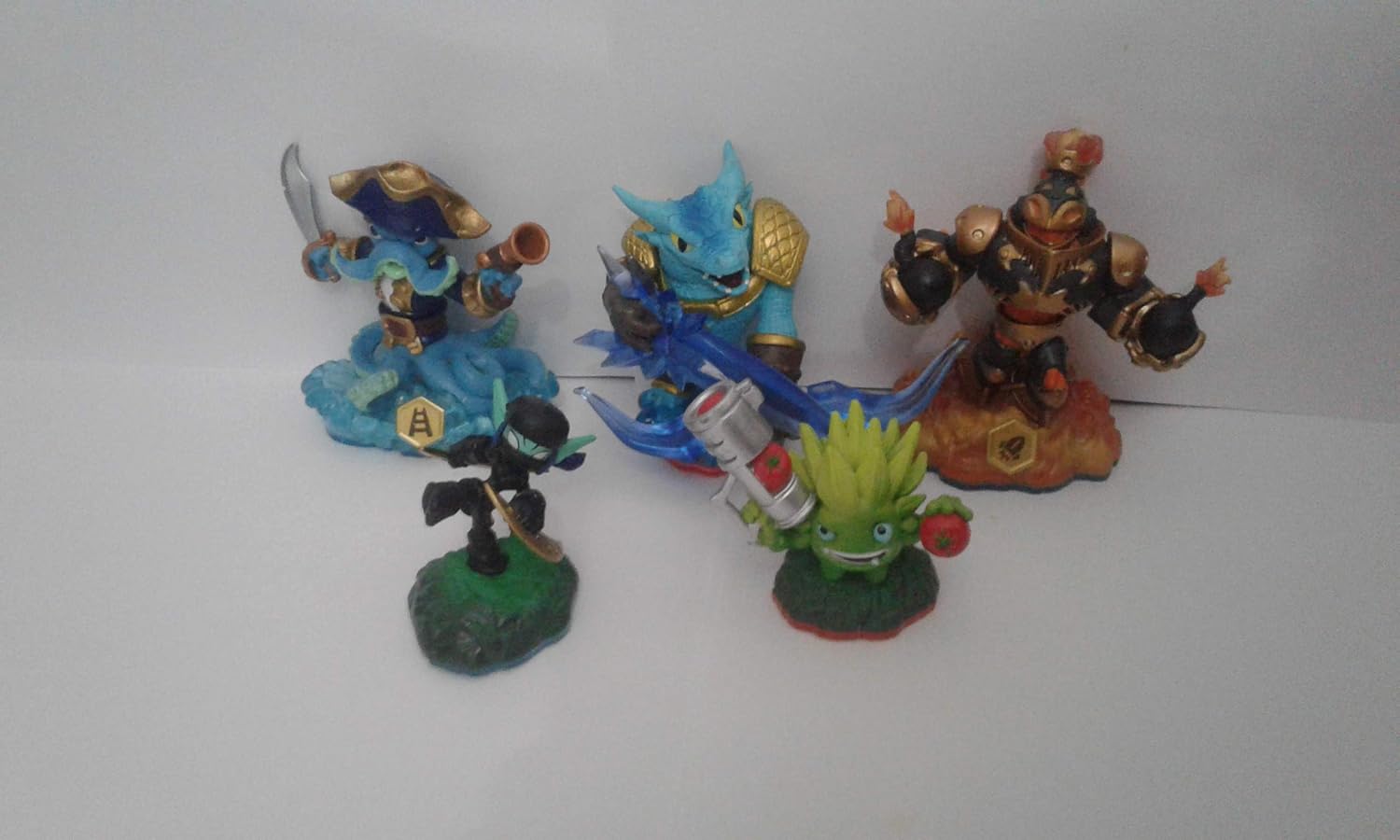 Skylanders Figures – SnapShot, Blast zone, Wash Buckler & More ...
