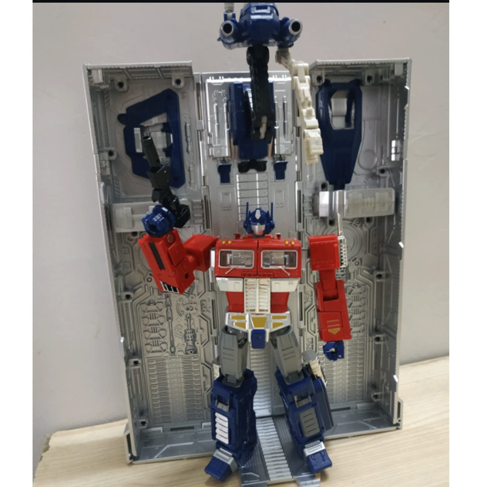 Mua TANGMUER War for Cybertron KO Autobots Voyager Class Commander ...