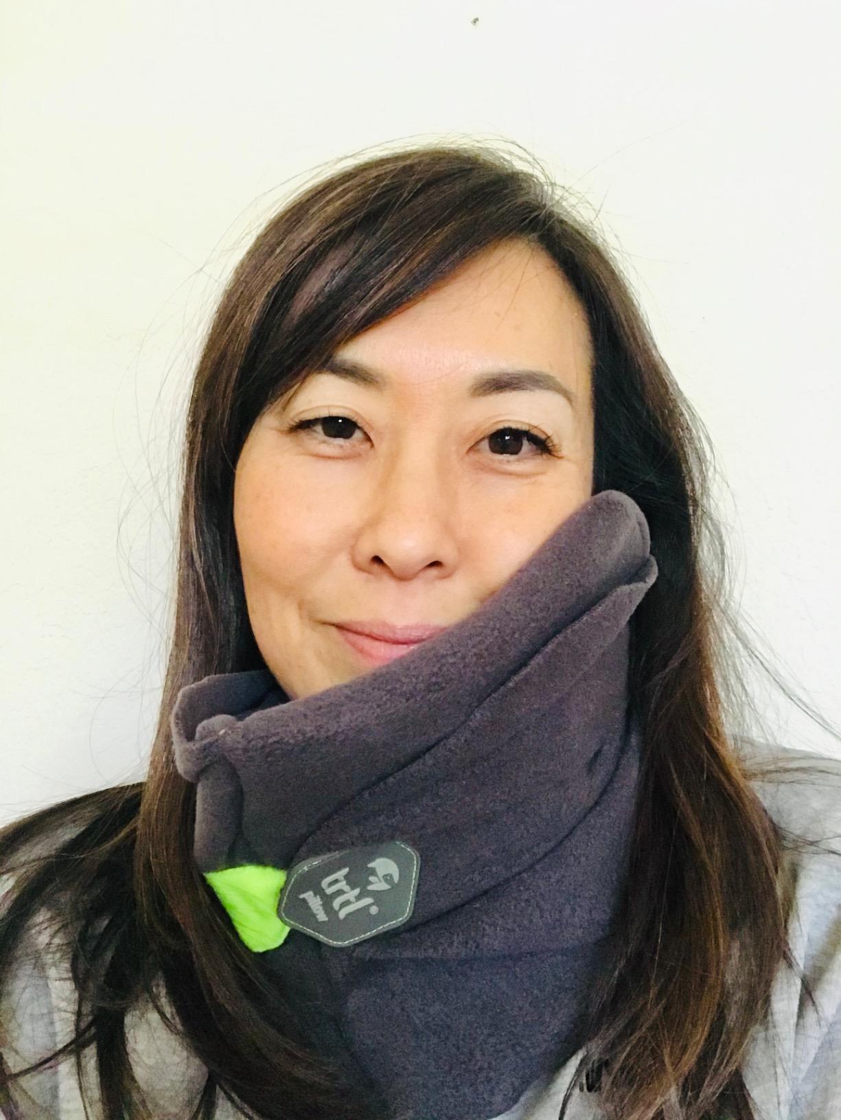 Comfy and warm support for the neck