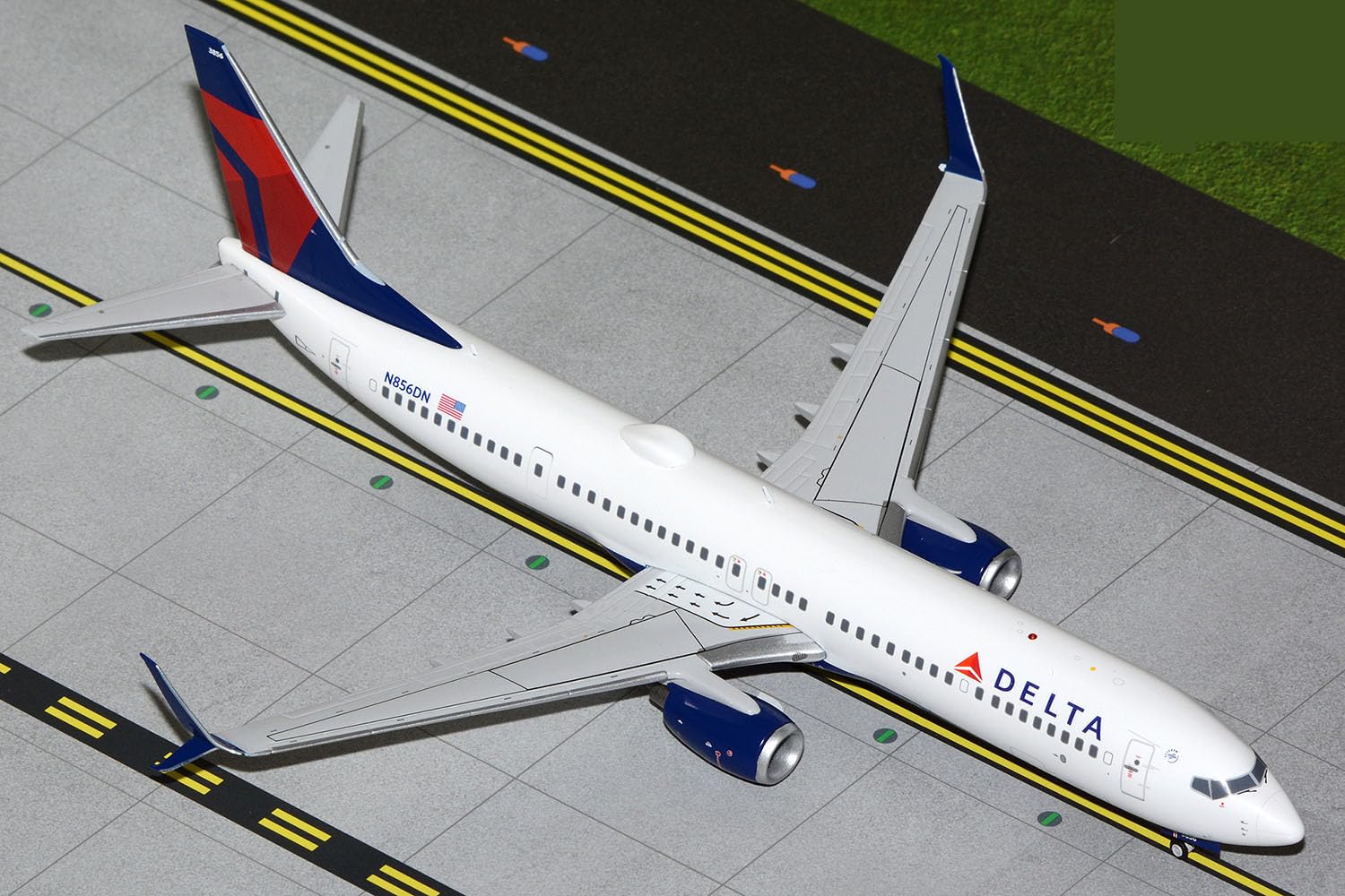 Mua G2DAL1115 Delta Air Lines Boeing 737-900ER N856DN; Scale 1:200 trên ...