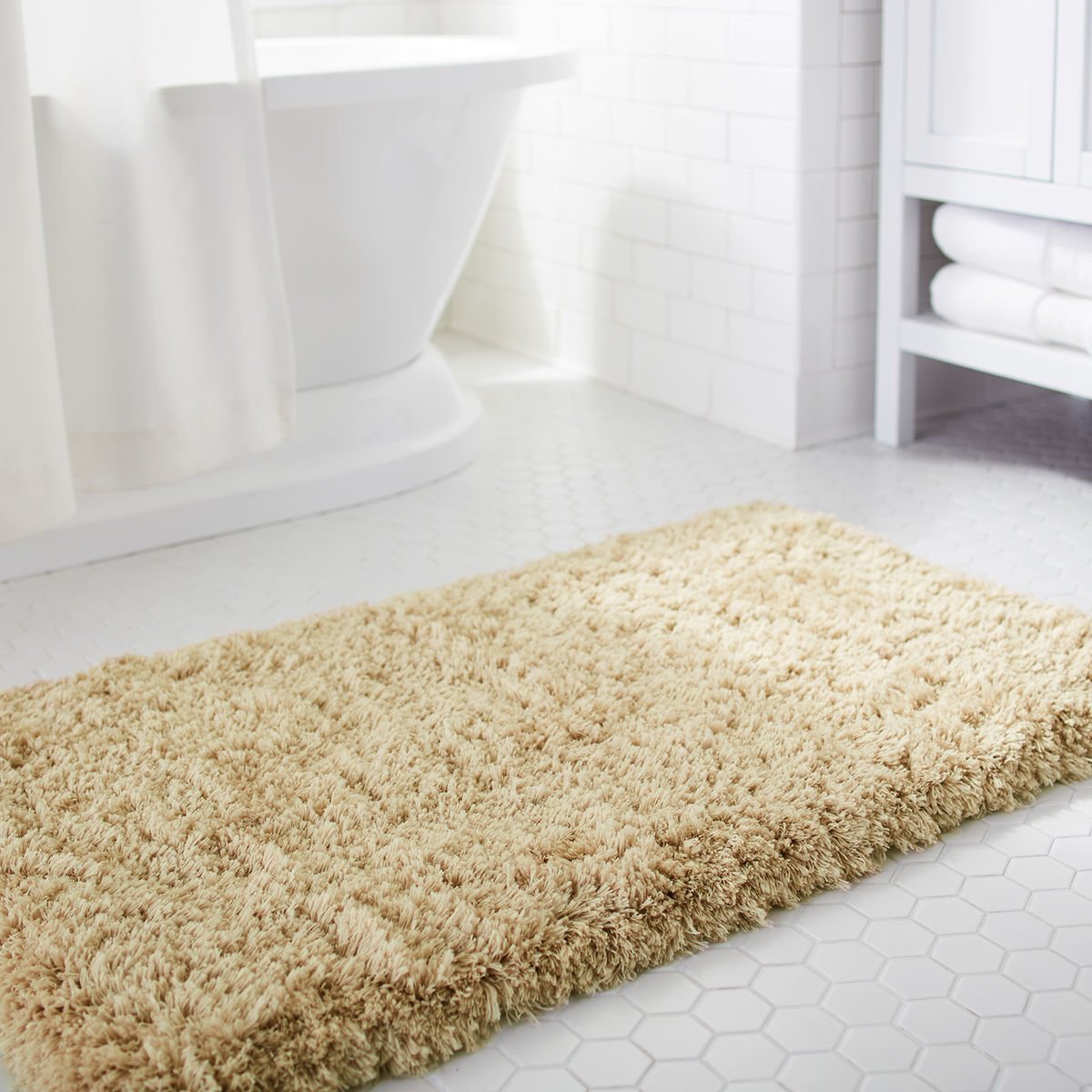 The Best Bathroom Rugs And Non-Slip Mats: Reviews & Buying Guide