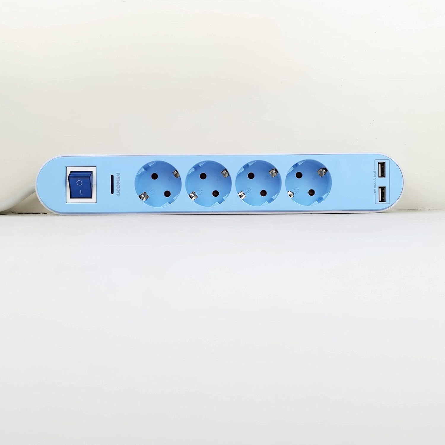UCOMEN Power Strip, 4 Fach Steckdosenleiste, 2 USB Power Socket Strip ...