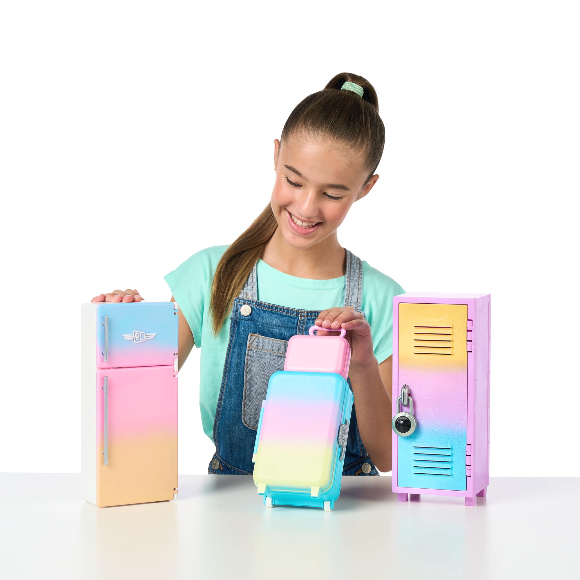 Mua REAL LITTLES My Rainbow Collection, Roller Case, Fridge and Locker ...