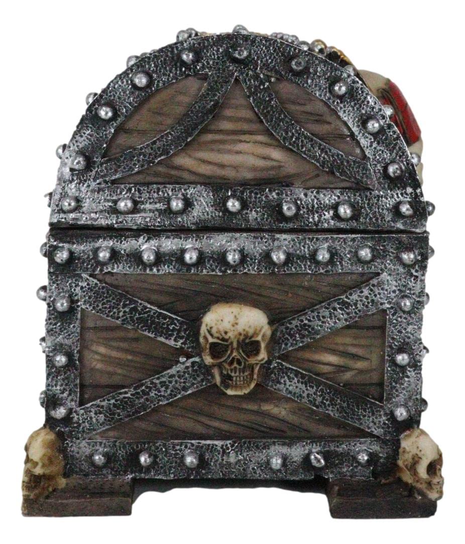 Mua Gifts & Decors Ebros Large Caribbean Pirate Marauder Skull With ...