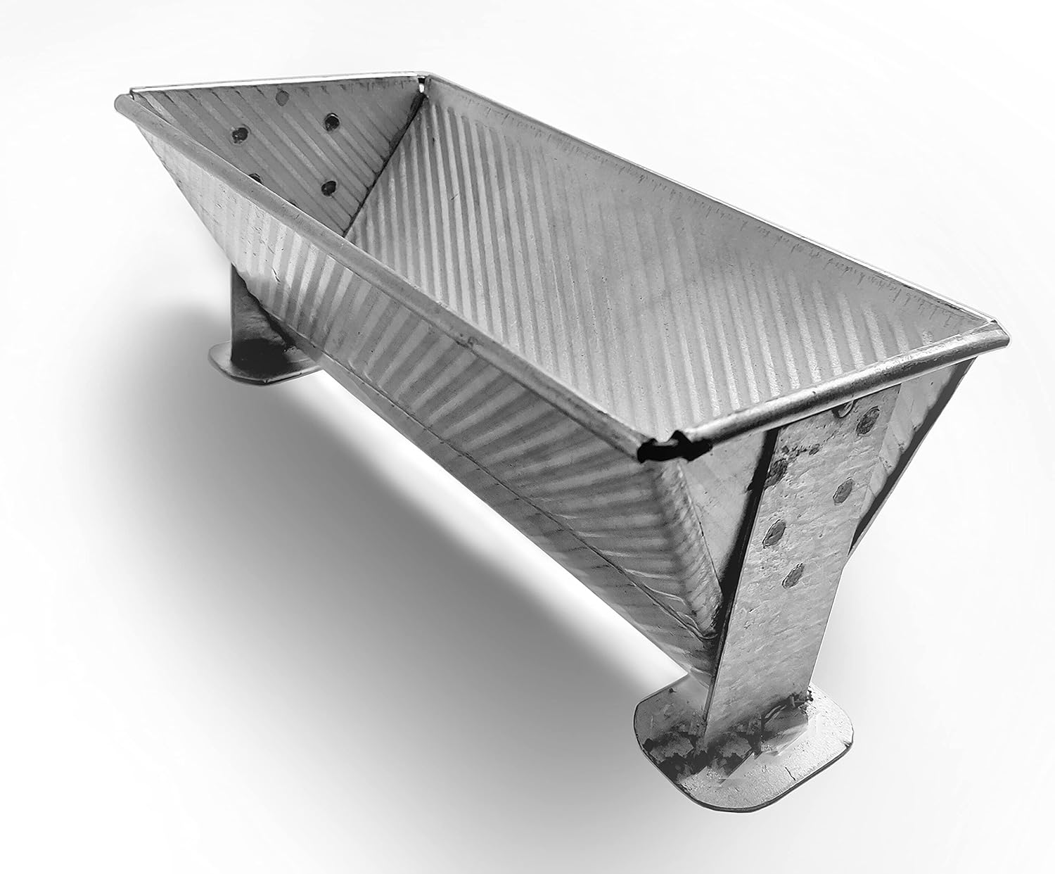 Buy Leaf and Loaf Triangle loaf Pan with Lid (Corrugated) / Bread tin ...