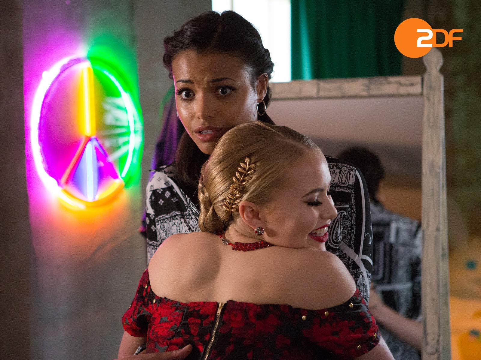 Amazon.de: Athena, Staffel 1 ansehen | Prime Video