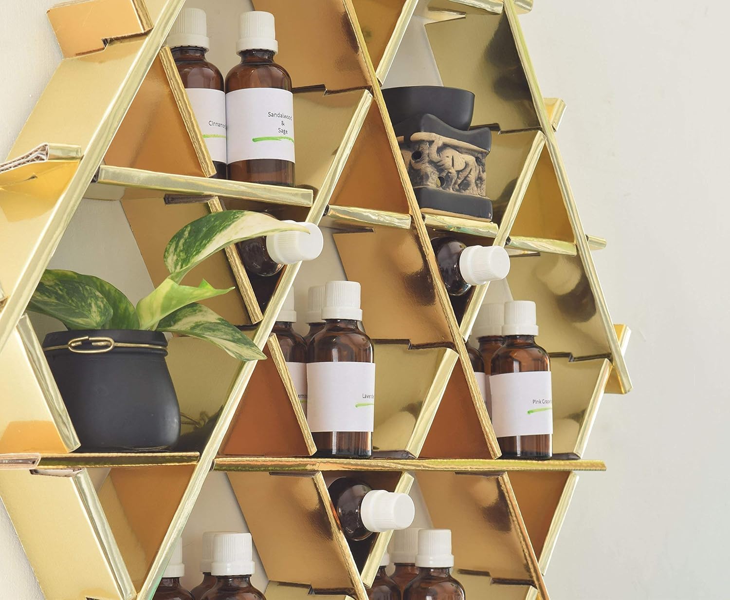 Amazon.com: Essential Oils Wall Shelf Storage Rack - Cardboard Floating ...