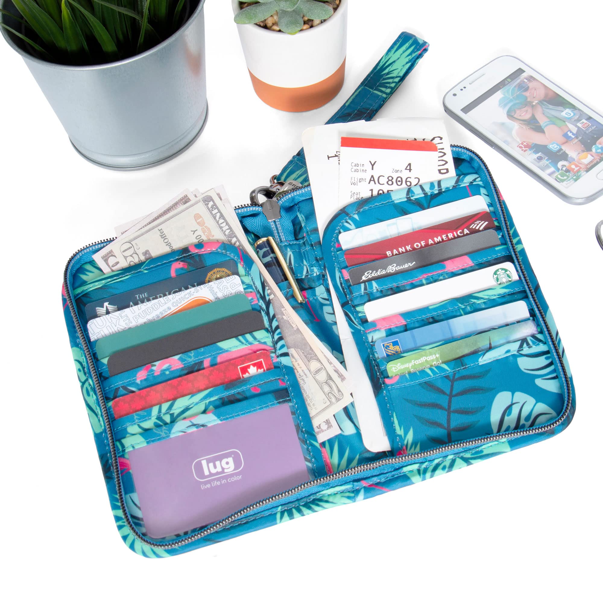 Lug Tandem Zip SE Passport Wallet, Midnight Black, One Size on Galleon ...