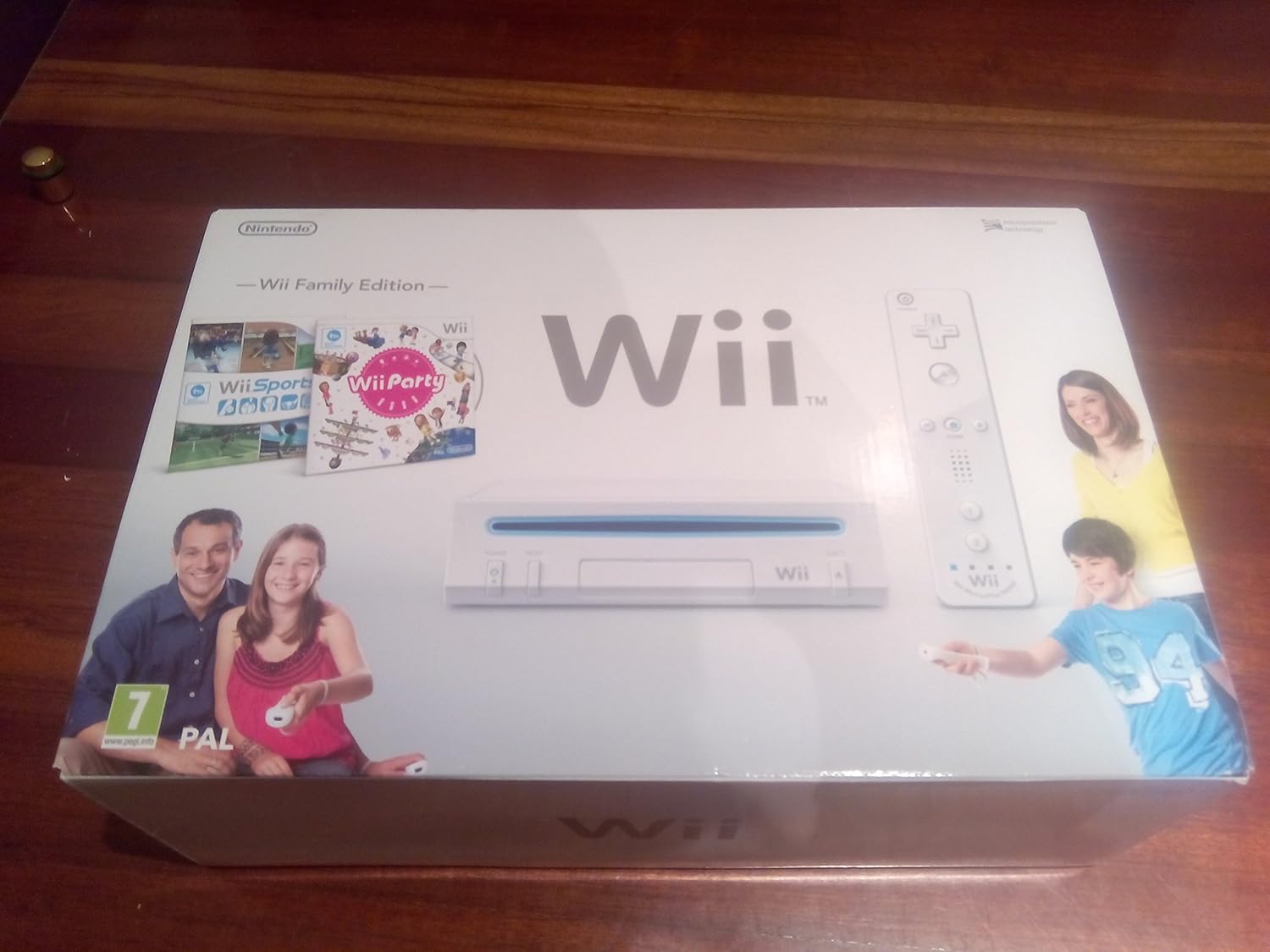 Wii Family Edition + Wii Party + Wii Sport : Amazon.es: Videojuegos