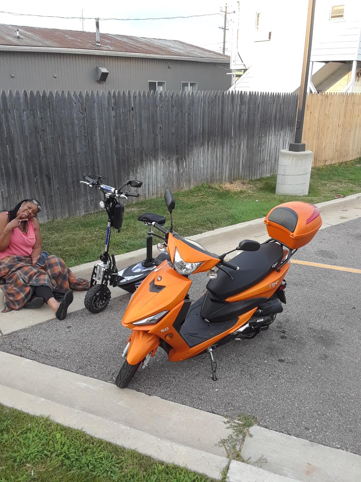 $27/mo - Finance UberScoot 1600w 48v Electric Scooter, Black, Large ...