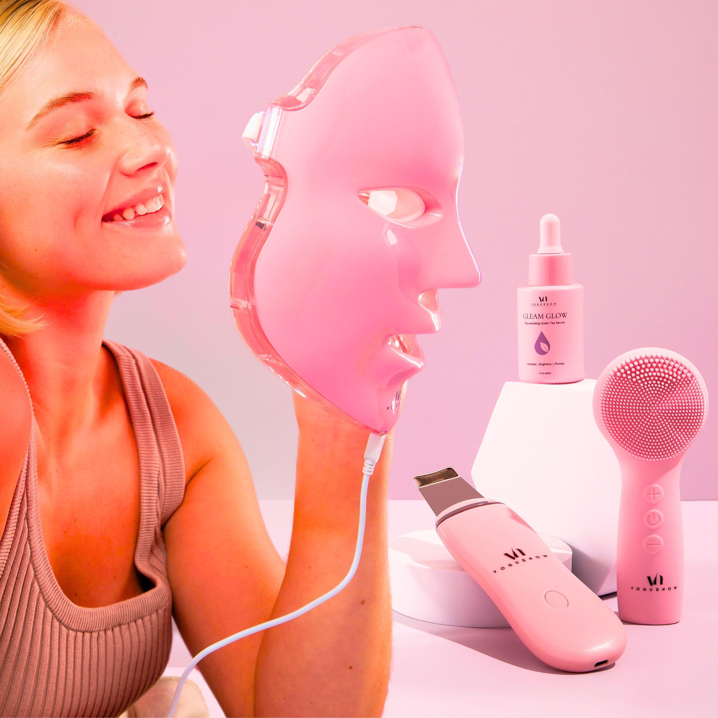 DermGlo LED Face Mask Light Therapy Premium Spa Kit (4 Pcs) - With ...