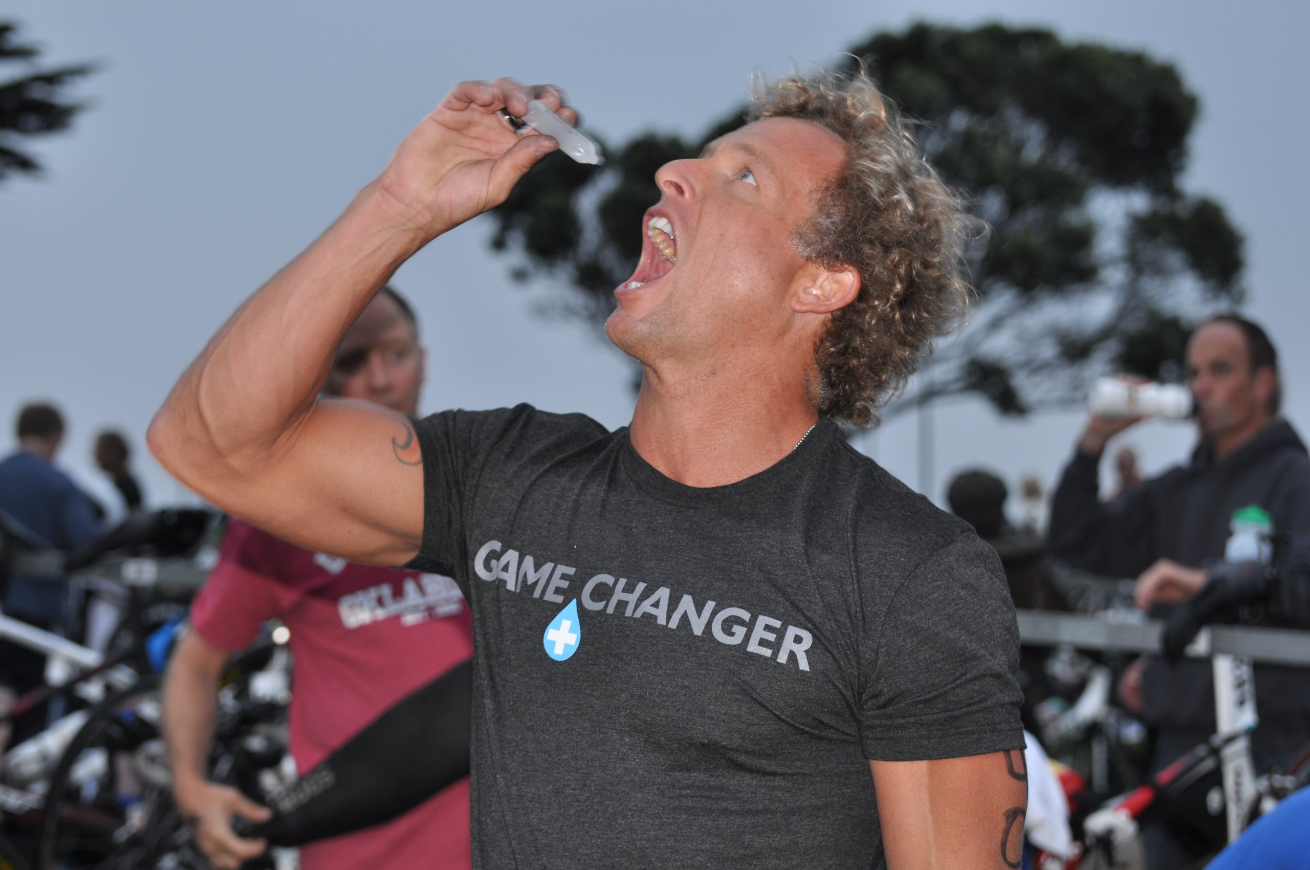 Mua Oral IV Ultra Concentrate Hydration Fluid, 4-pack trên Amazon Mỹ ...