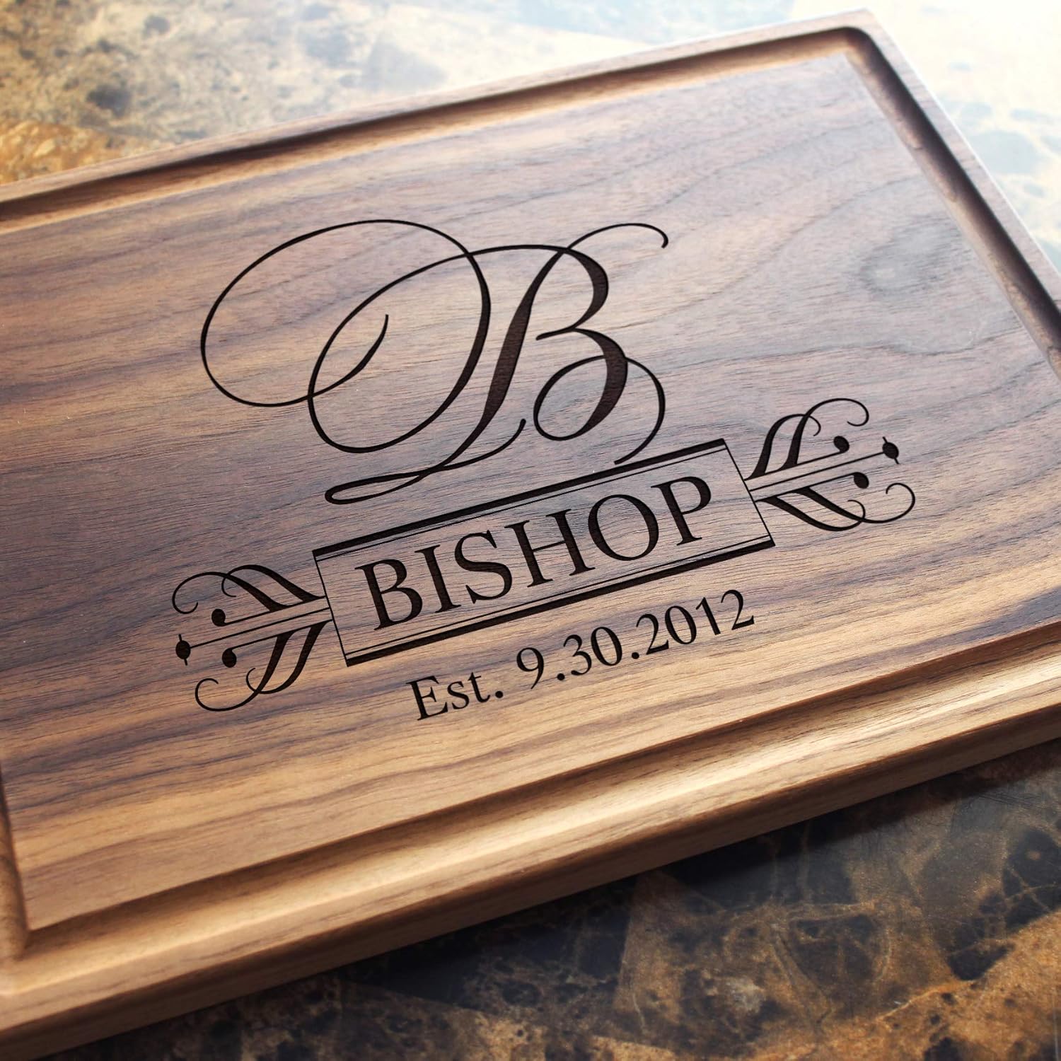 Amazon.com: Personalized Engraved Monogram Cutting Board - Cursive ...