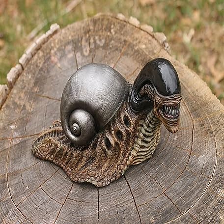 Mua Eita Alien Snail Statue,Resin Evil Snail Sculpture New Favorite for ...