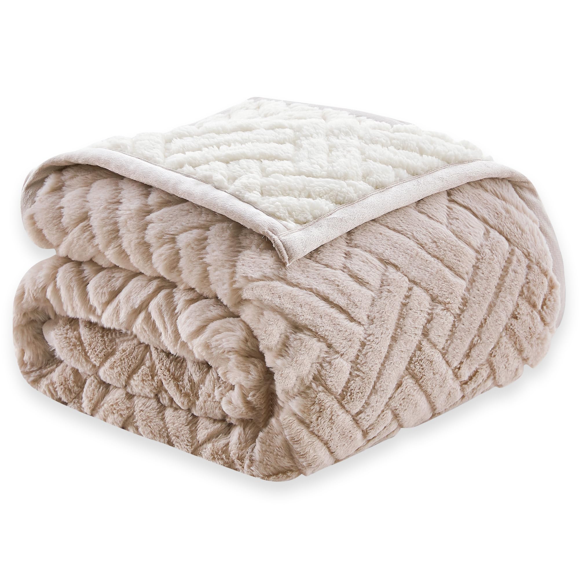 KORBLISS Faux Fur Quilt Throw Blanket for Couch, 480GSM Fuzzy Soft and ...