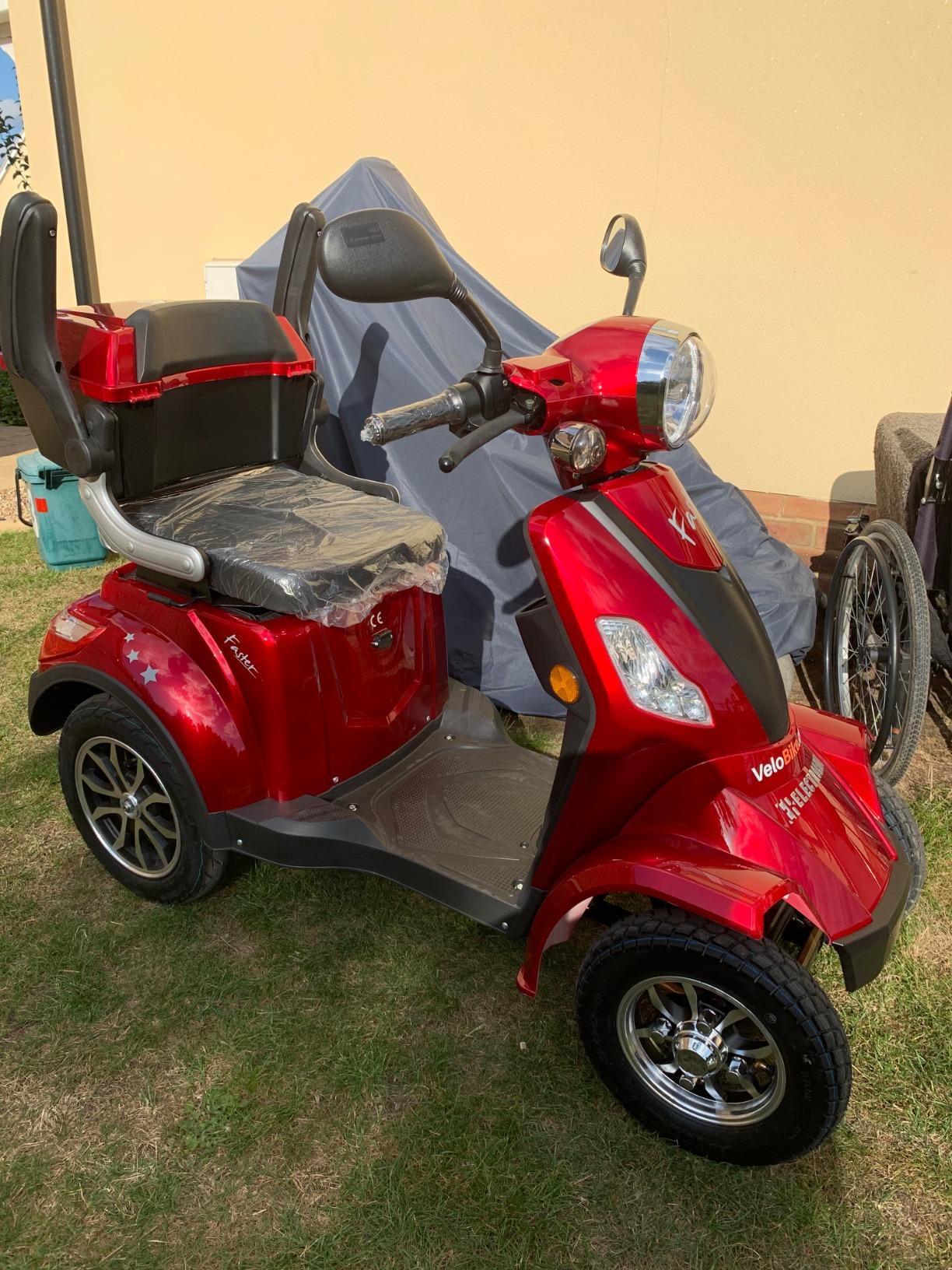 Veleco FASTER: 4-wheeled mobility scooter for elderly ~ Velobike