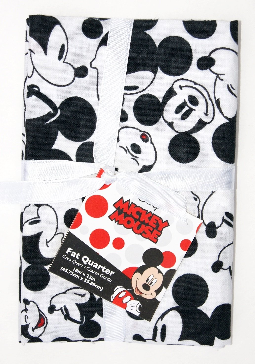 Amazon.com: Mickey Mouse Fat Quarter (18 x 21)