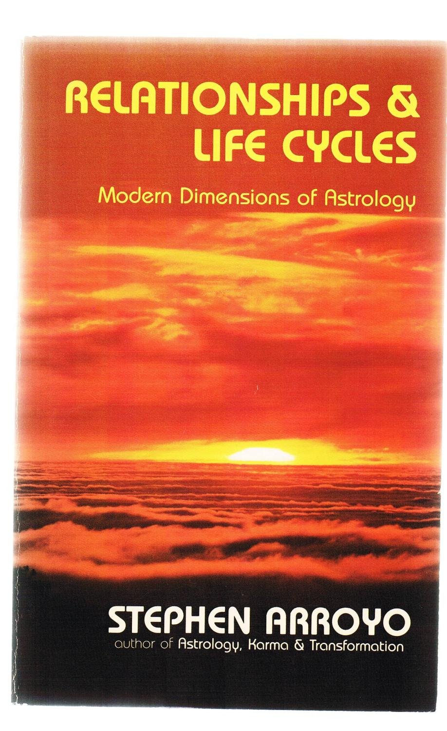 Mua Relationship and Life Cycles: Modern Dimensions of Astrology trên ...