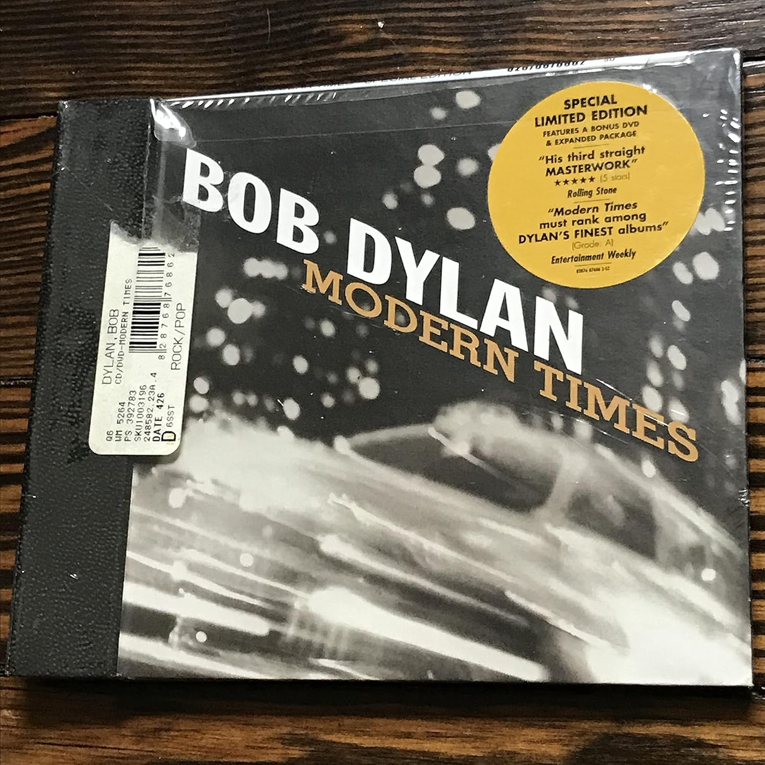 - Modern Times [CD + DVD] By Bob Dylan (2006-08-28) - Amazon.com Music