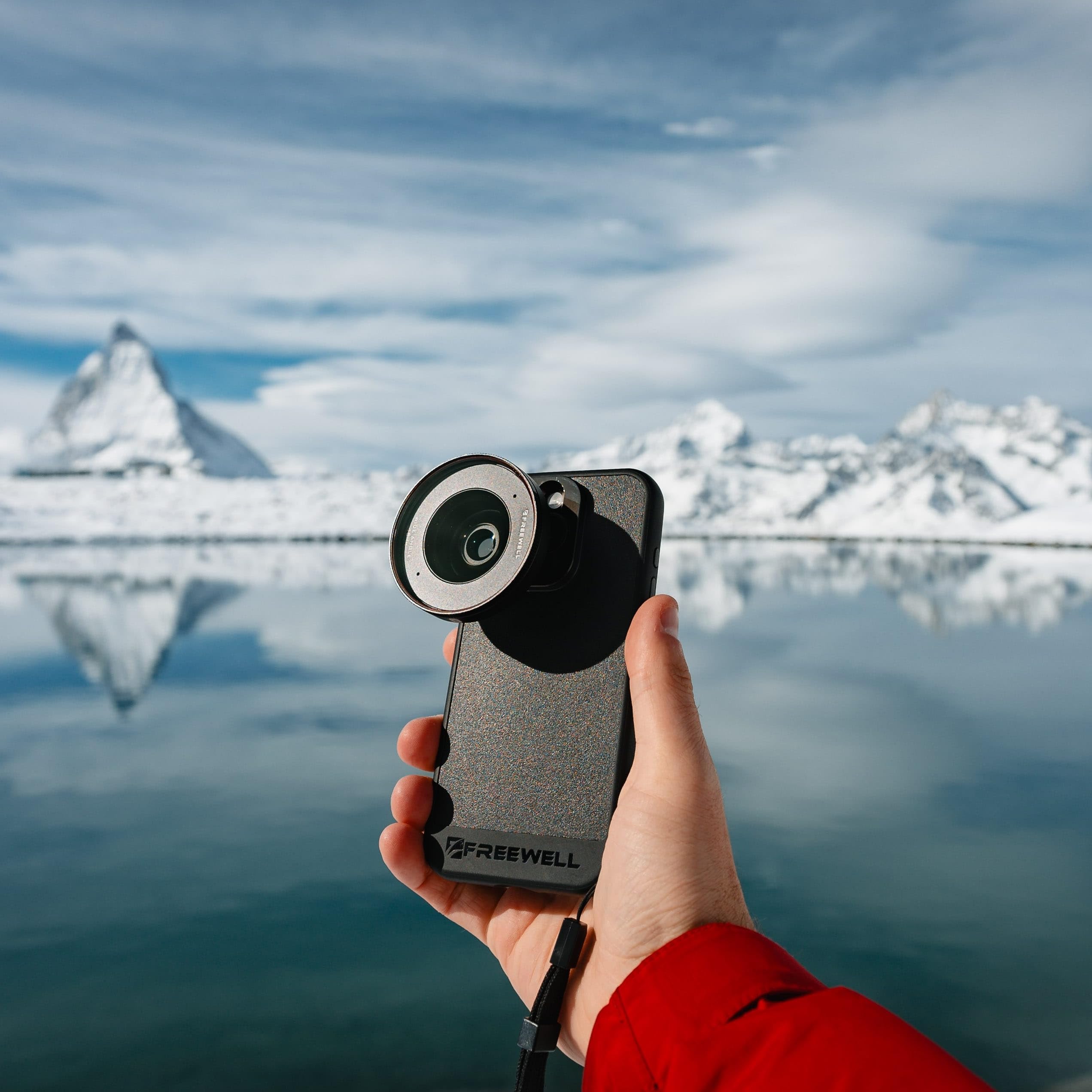 Mua FREEWELL Sherpa Series Phone Case Compatible with iPhone (14 Pro ...