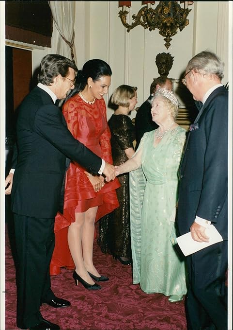 Amazon.com: Vintage photo of Gerald Ronson, Gail Ronson and The Queen ...