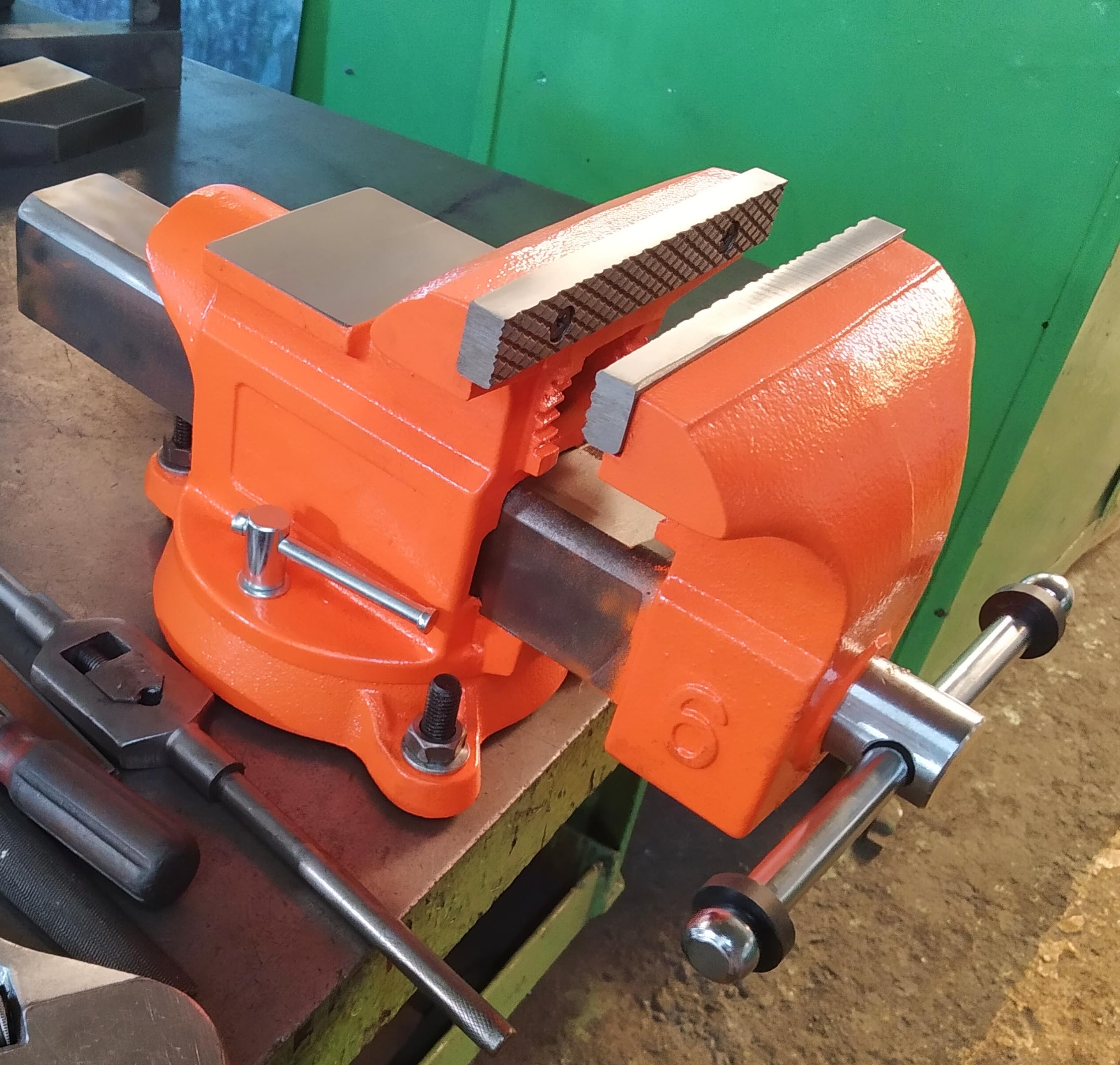 Forward Bench Vise 4 Inch Ductile Iron Bench Vice with 360 Degree ...