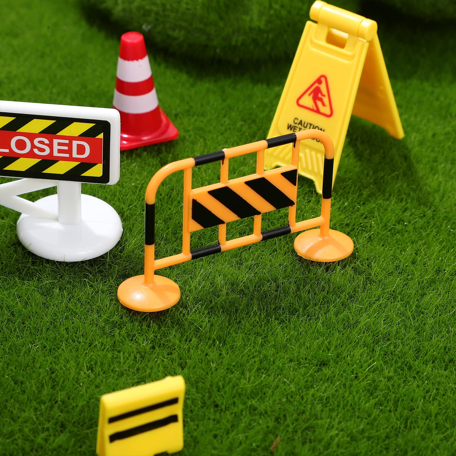 Mua 1Set Play Traffic Signs, Street Road Signs Playset for Car & Train ...