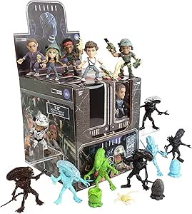 Amazon.com: The Loyal Subjects Aliens Action Vinyls Window Box (12 ...