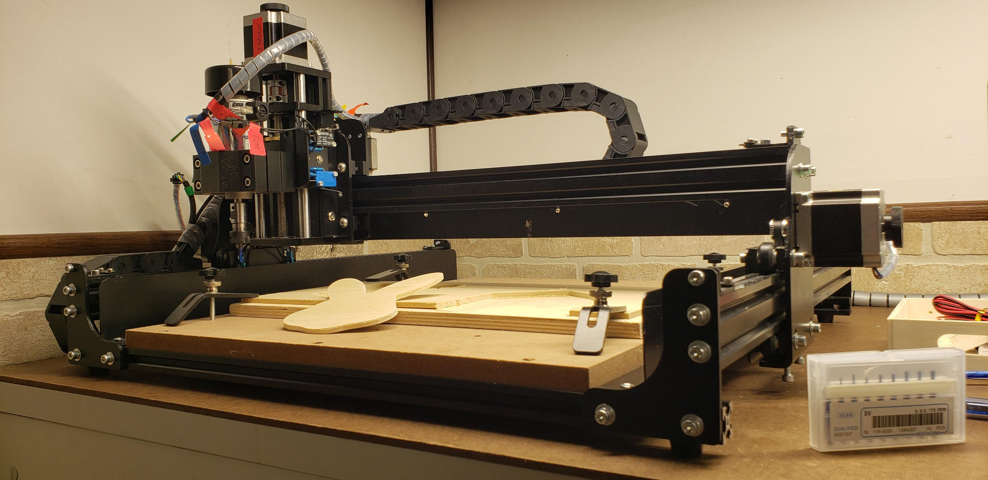 $29/mo - Finance FoxAlien CNC Router Machine 4040-XE, 300W Spindle 3-Axis Engraving Milling ...