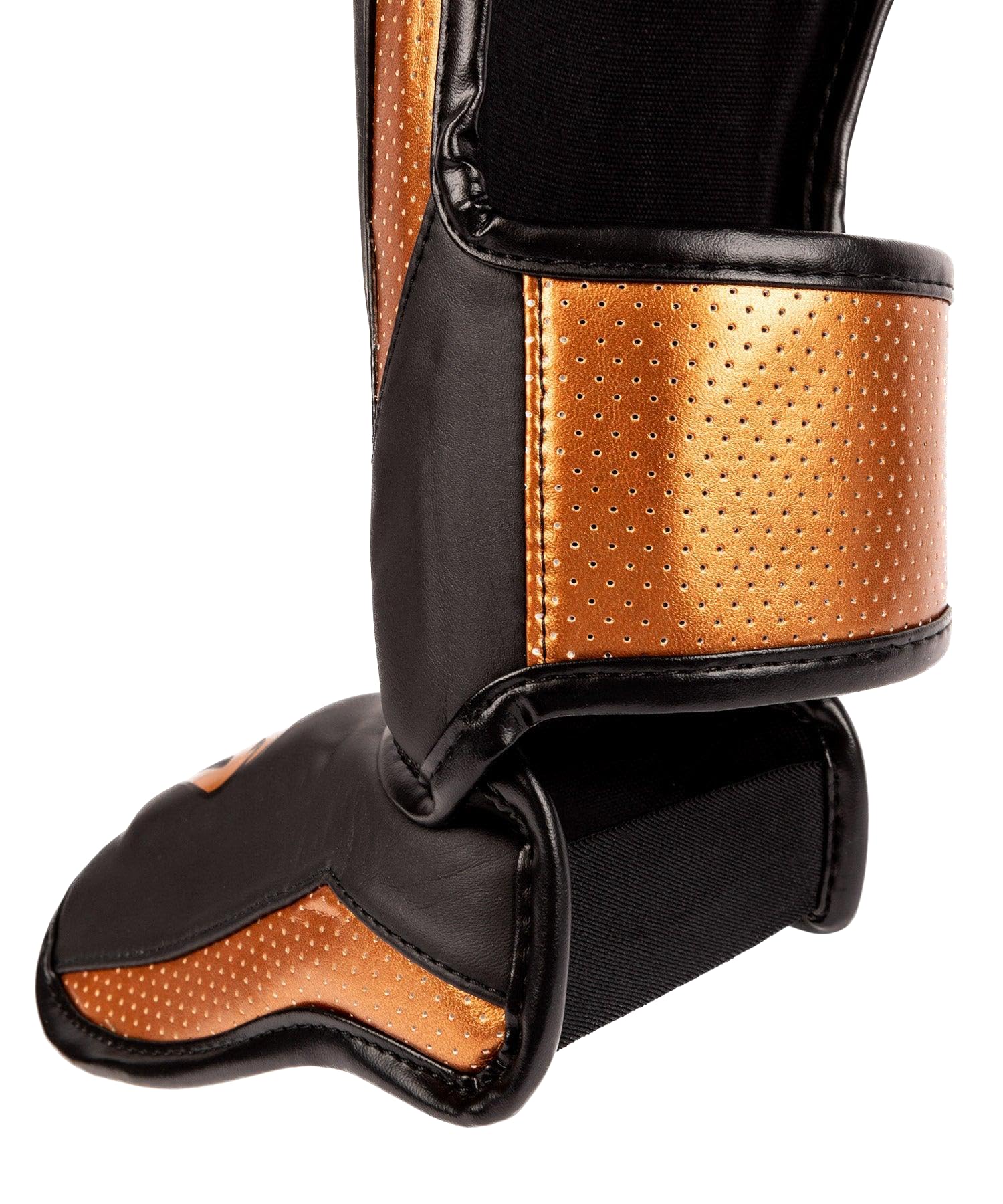 Mua Venum Venum Elite Evo Shin Guards trên Amazon Mỹ chính hãng 2025 | Fado