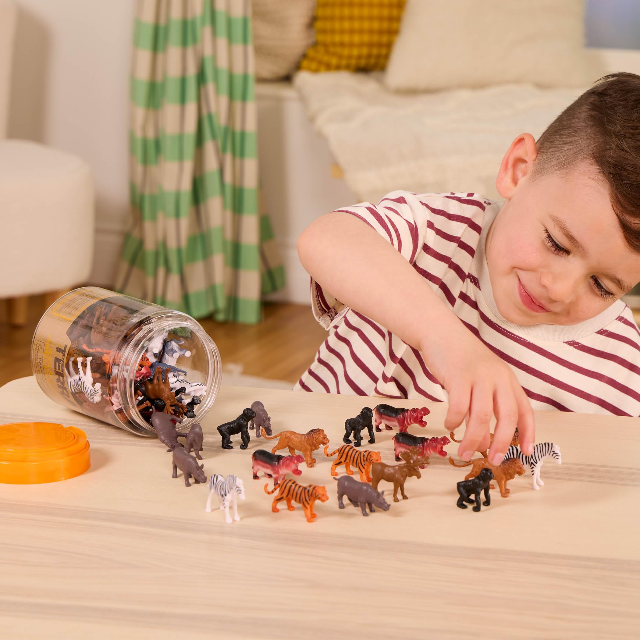 Mua Terra by Battat ? 60 Pcs Wild Creatures Tube ? Realistic Mini ...