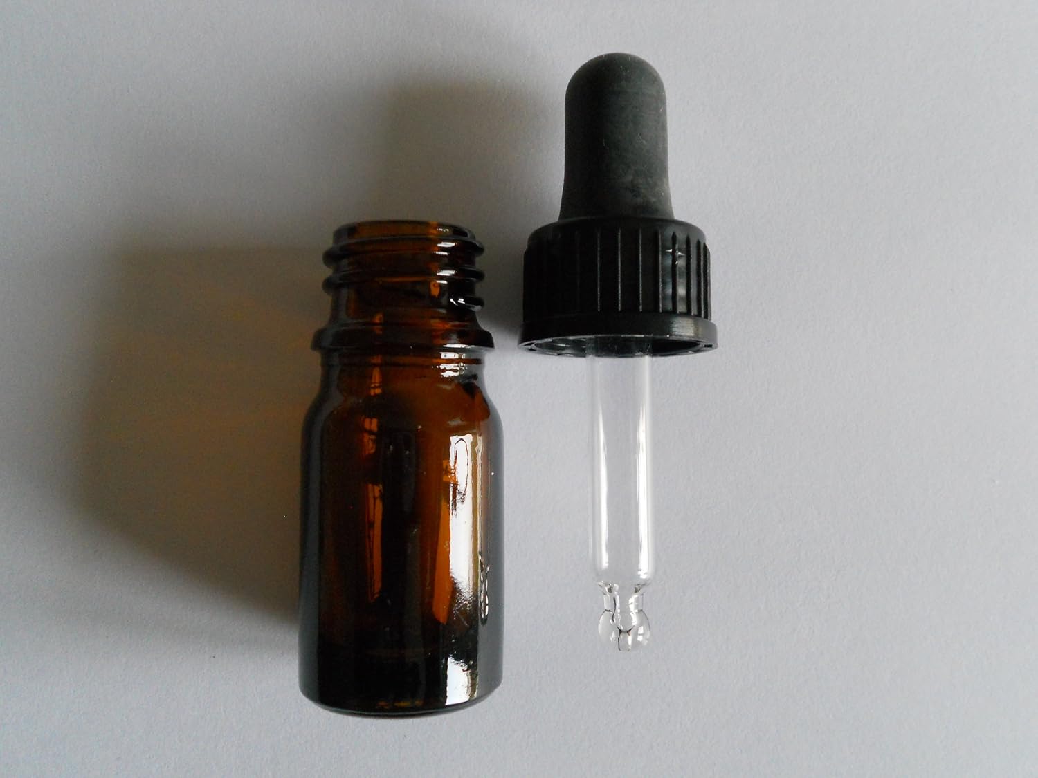 ONE 5ml Amber Brown Glass Bottle with Dropper Pipette Suitable for ...