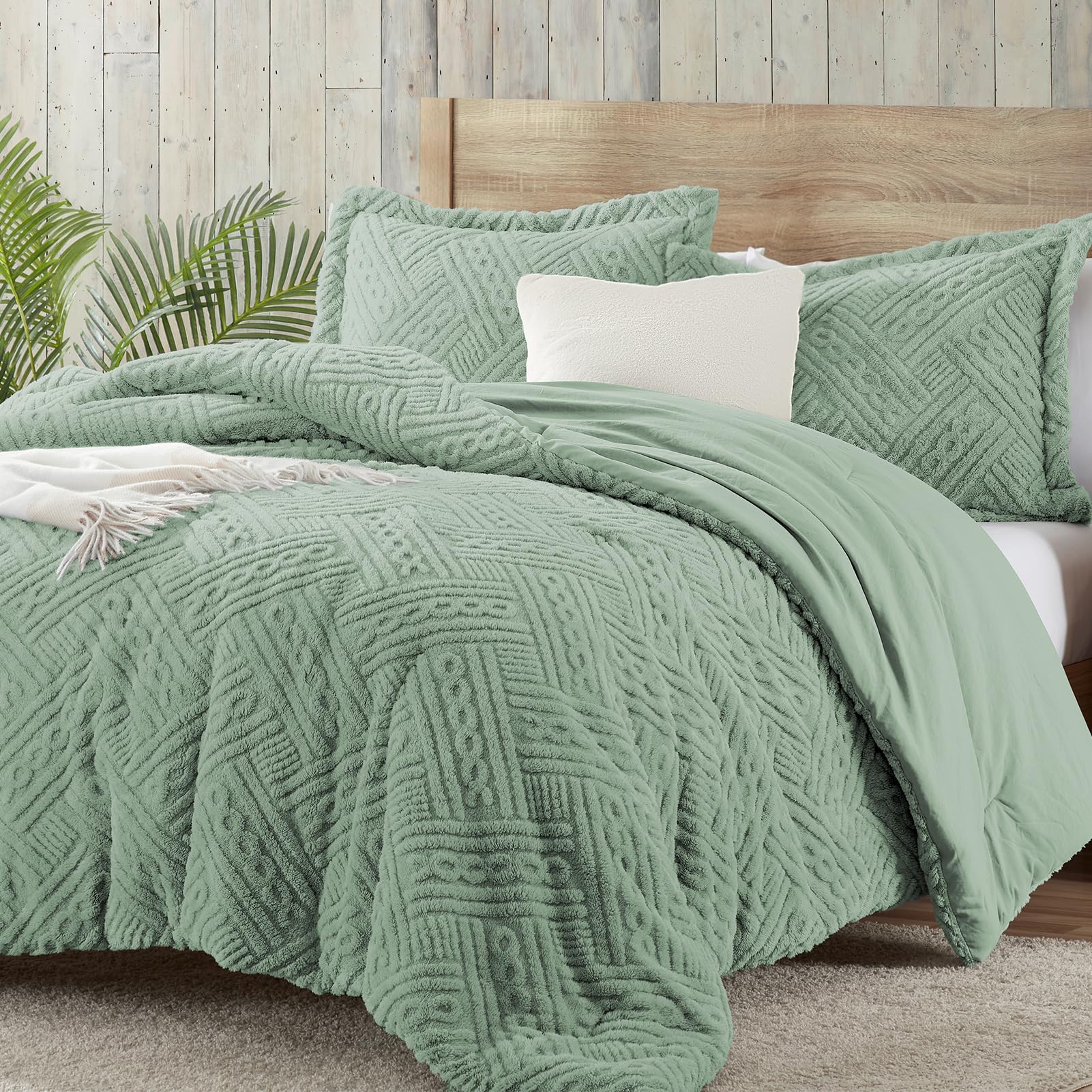 Homelike Moment Fleece Comforter Set King Green, 3 Pieces Soft Fluffy ...