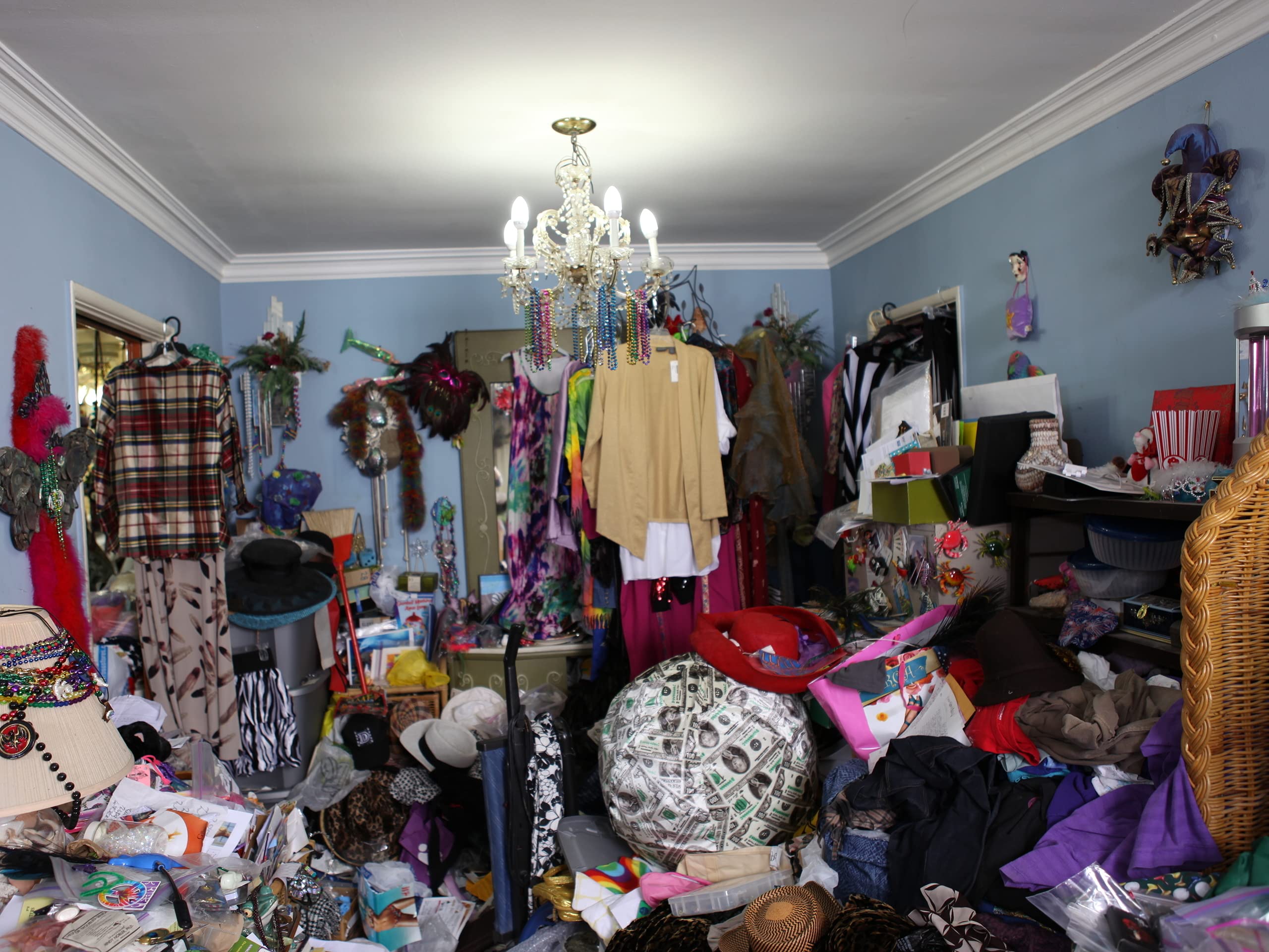 Watch Hoarding: Buried Alive - Season 4 | Prime Video